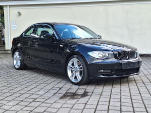 Black BMW 123 2009 in Vilnius, with an engine capacity of 2.00 L and mileage of 267 thousand km for 4800 €, photo 13 on AUTOMOTO.COM.LV