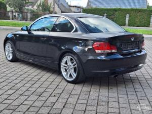 Black BMW 123 2009 in Vilnius, with an engine capacity of 2.00 L and mileage of 267 thousand km for 4800 €, photo 15 on AUTOMOTO.COM.LV