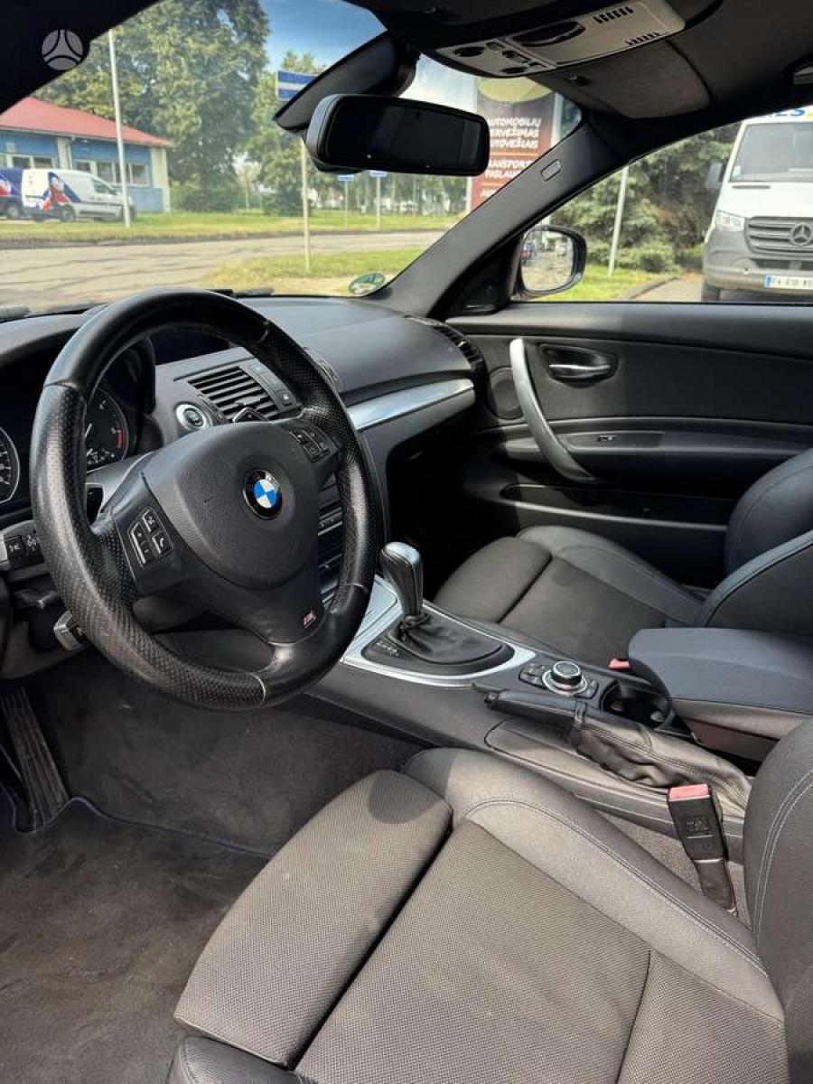 Black BMW 123 2012 in Marijampole, with an engine capacity of 0.00 L and mileage of 268 thousand km for 7000 €, photo 10 on AUTOMOTO.COM.LV