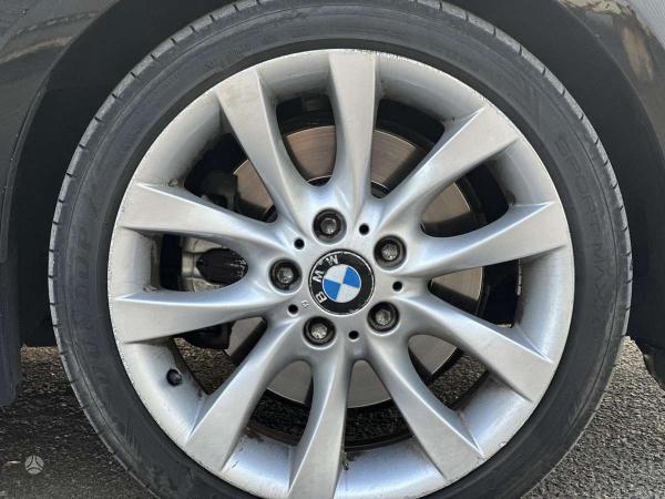 Melns BMW 123 2010 Viļņa, ar dzinēja tilpumu 2.00 L un nobraukumu 296 tūkst. km par 2650 €, foto 10 vietnē AUTOMOTO.COM.LV