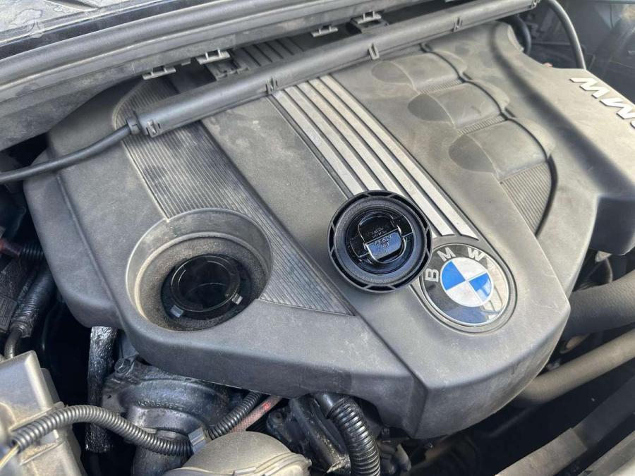 Melns BMW 123 2010 Viļņa, ar dzinēja tilpumu 2.00 L un nobraukumu 296 tūkst. km par 2650 €, foto 24 vietnē AUTOMOTO.COM.LV