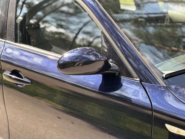 Blue BMW 123 2009 in Vilnius, with an engine capacity of 2.00 L and mileage of 305 thousand km for 4500 €, photo 5 on AUTOMOTO.COM.LV