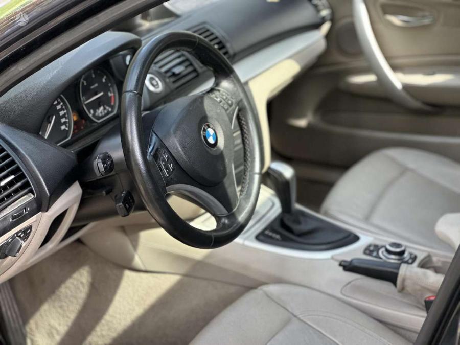 Blue BMW 123 2009 in Vilnius, with an engine capacity of 2.00 L and mileage of 305 thousand km for 4500 €, photo 12 on AUTOMOTO.COM.LV