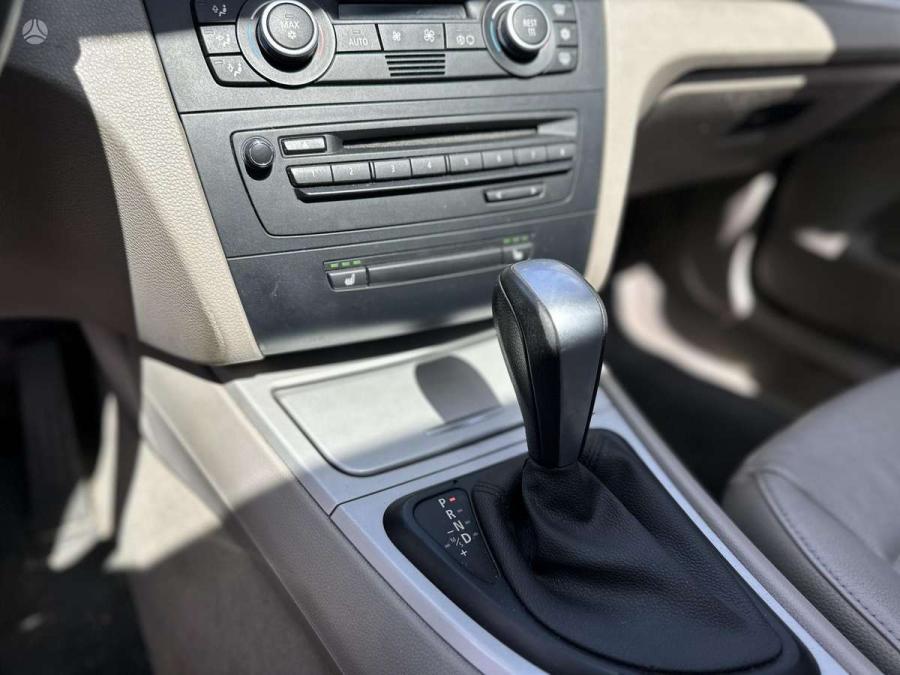 Blue BMW 123 2009 in Vilnius, with an engine capacity of 2.00 L and mileage of 305 thousand km for 4500 €, photo 18 on AUTOMOTO.COM.LV