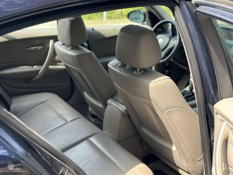 Blue BMW 123 2009 in Vilnius, with an engine capacity of 2.00 L and mileage of 305 thousand km for 4500 €, photo 27 on AUTOMOTO.COM.LV