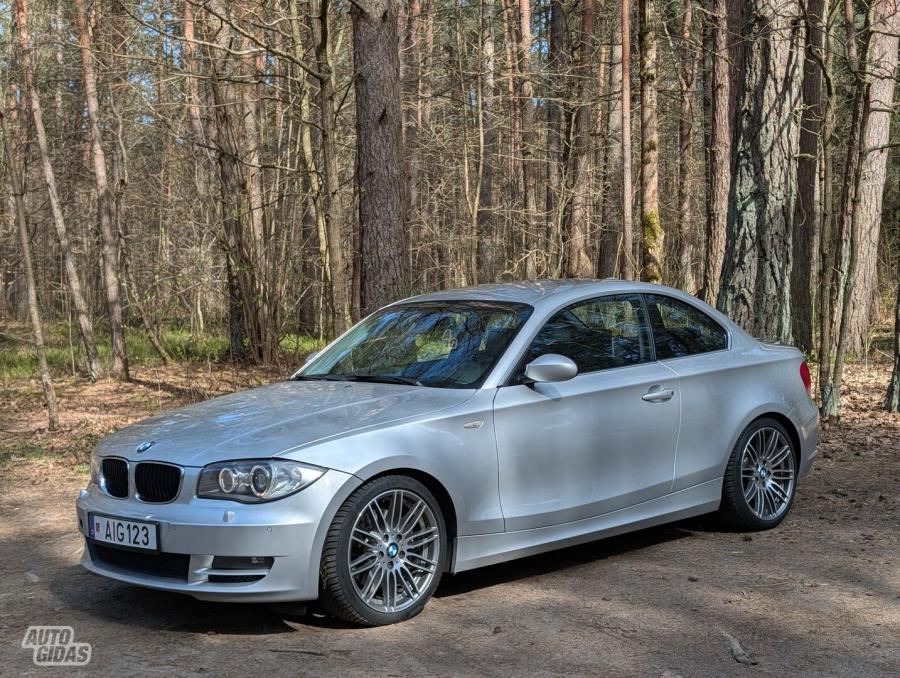 Grey BMW 123 2008 in Vilnius, with an engine capacity of 2.00 L and mileage of 255 thousand km for 5500 €, photo 1 on AUTOMOTO.COM.LV