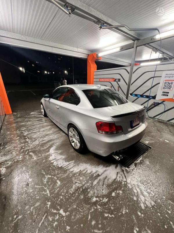 Pelēks BMW 123 2009 Kauņa, ar dzinēja tilpumu 2.00 L un nobraukumu 330 tūkst. km par 7000 €, foto 4 vietnē AUTOMOTO.COM.LV