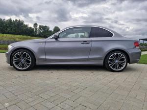 Grey BMW 123 2009 in Vilnius, with an engine capacity of 2.00 L and mileage of 240 thousand km for 6300 €, photo 10 on AUTOMOTO.COM.LV