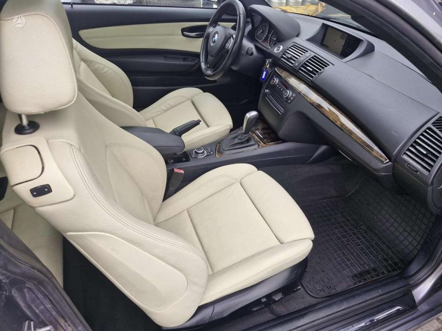 Grey BMW 123 2009 in Vilnius, with an engine capacity of 2.00 L and mileage of 240 thousand km for 6300 €, photo 17 on AUTOMOTO.COM.LV