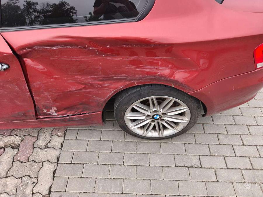 Oranžs BMW 123 2008 Viļņa, ar dzinēja tilpumu 2.00 L un nobraukumu 271 tūkst. km par 3000 €, foto 19 vietnē AUTOMOTO.COM.LV