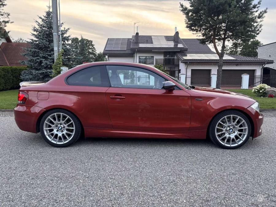 Sarkans BMW 123 2008 Viļņa, ar dzinēja tilpumu 2.00 L un nobraukumu 300 tūkst. km par 6500 €, foto 3 vietnē AUTOMOTO.COM.LV