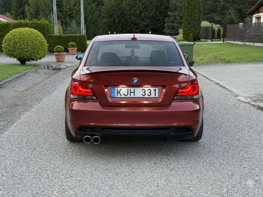 Sarkans BMW 123 2008 Viļņa, ar dzinēja tilpumu 2.00 L un nobraukumu 300 tūkst. km par 6500 €, foto 5 vietnē AUTOMOTO.COM.LV