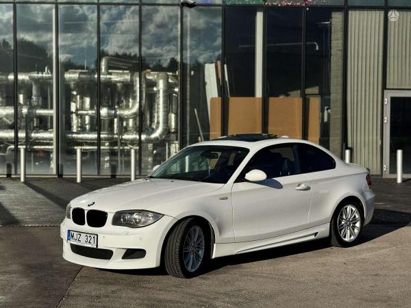 Balts BMW 123 2009 Šauļi, ar dzinēja tilpumu 2.00 L un nobraukumu 270 tūkst. km par 7400 €, foto 1 vietnē AUTOMOTO.COM.LV