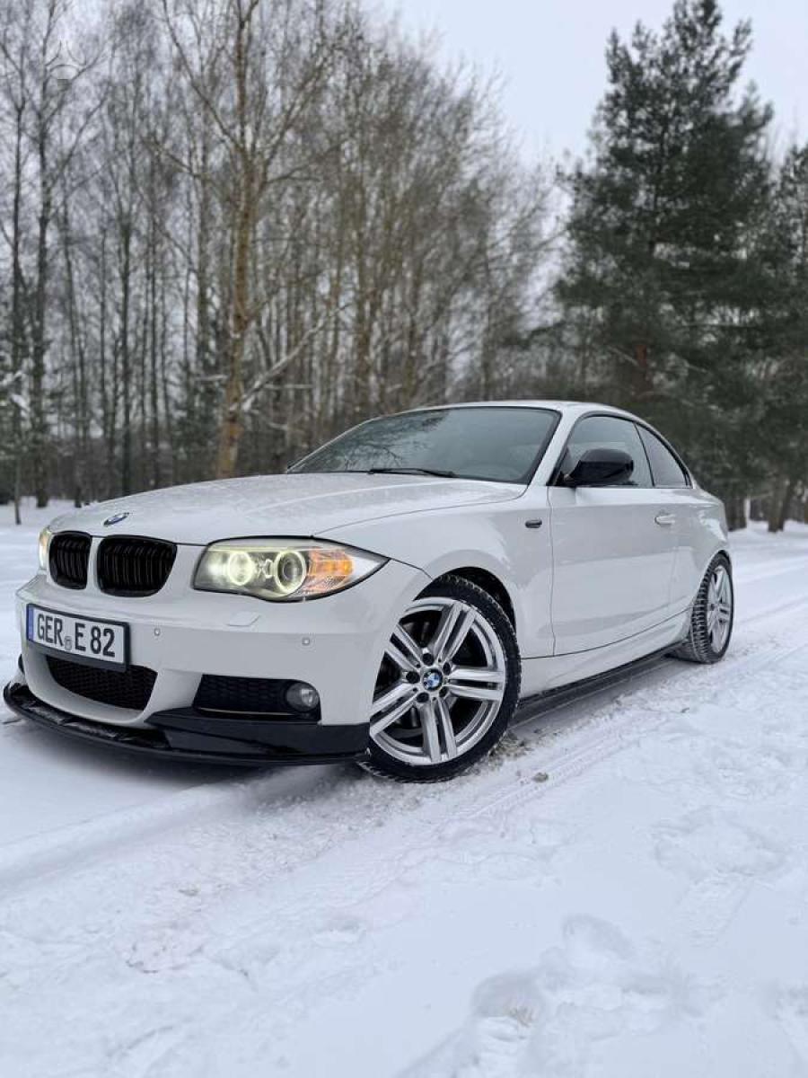 Balts BMW 123 2013 Šauļi, ar dzinēja tilpumu 2.00 L un nobraukumu 271 tūkst. km par 9900 €, foto 1 vietnē AUTOMOTO.COM.LV