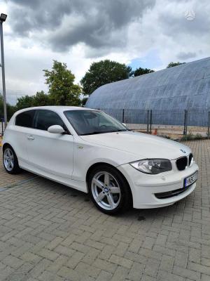 Balts BMW 123 2008 Vilkaviškis, ar dzinēja tilpumu 2.00 L un nobraukumu 239 tūkst. km par 4500 €, foto 5 vietnē AUTOMOTO.COM.LV