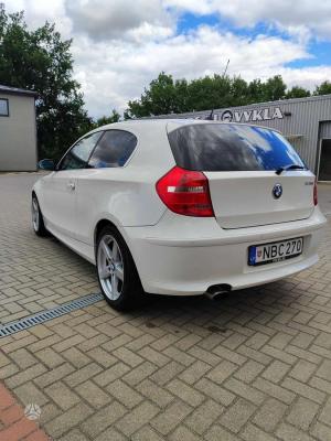 Balts BMW 123 2008 Vilkaviškis, ar dzinēja tilpumu 2.00 L un nobraukumu 239 tūkst. km par 4500 €, foto 9 vietnē AUTOMOTO.COM.LV