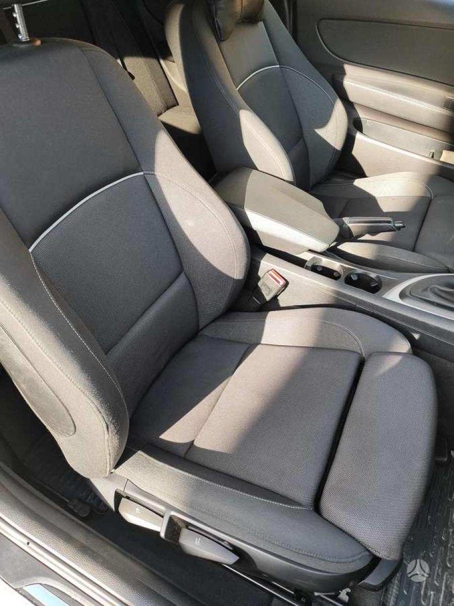 Balts BMW 123 2008 Vilkaviškis, ar dzinēja tilpumu 2.00 L un nobraukumu 239 tūkst. km par 4500 €, foto 13 vietnē AUTOMOTO.COM.LV
