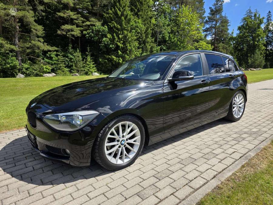 Black BMW 125 2012 in Telschi, with an engine capacity of 2.00 L and mileage of 285 thousand km for 5700 €, photo 9 on AUTOMOTO.COM.LV