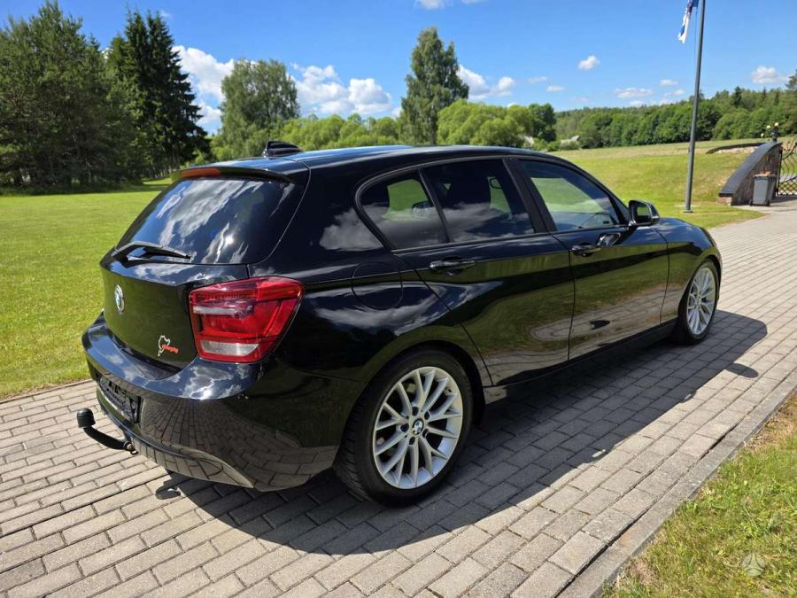 Black BMW 125 2012 in Telschi, with an engine capacity of 2.00 L and mileage of 285 thousand km for 5700 €, photo 11 on AUTOMOTO.COM.LV