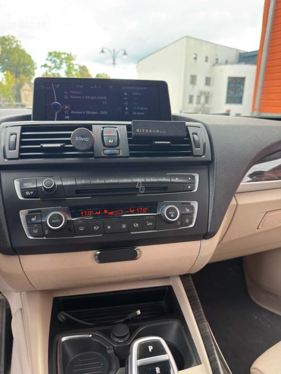 Melns BMW 125 2012 Telšiai, ar dzinēja tilpumu 2.00 L un nobraukumu 244 tūkst. km par 8500 €, foto 12 vietnē AUTOMOTO.COM.LV