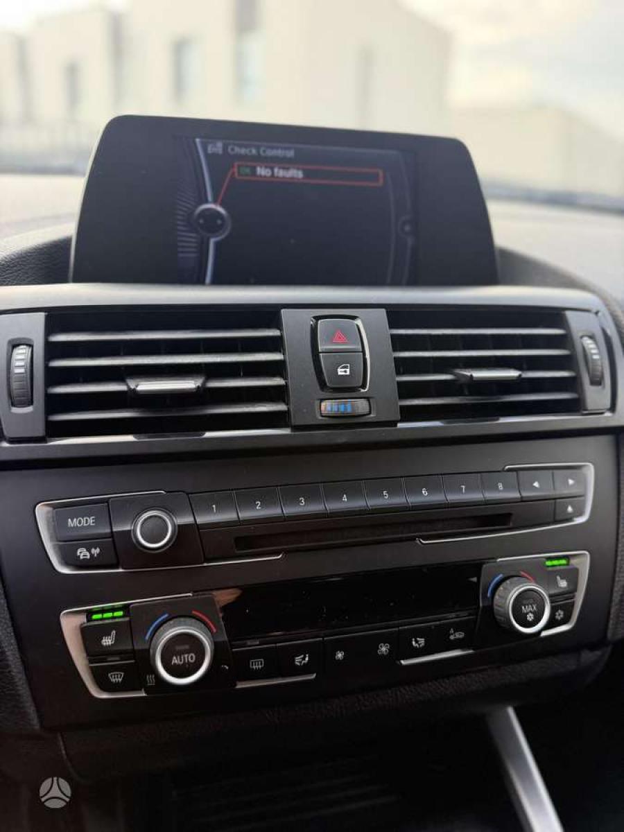 Zils BMW 125 2012 Viļņa, ar dzinēja tilpumu 2.00 L un nobraukumu 305 tūkst. km par 7000 €, foto 21 vietnē AUTOMOTO.COM.LV