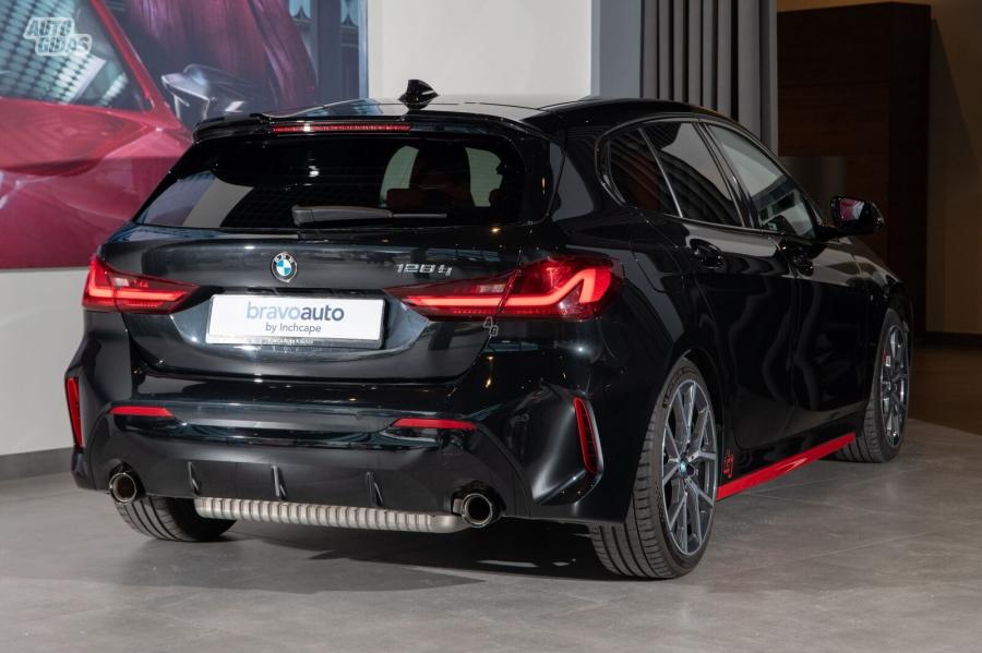 Melns BMW 128 2022 Kauņa, ar dzinēja tilpumu 2.00 L un nobraukumu 95 tūkst. km par 28741 €, foto 6 vietnē AUTOMOTO.COM.LV