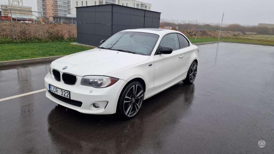 Balts BMW 128 2012 Gargždai, ar dzinēja tilpumu 3.00 L un nobraukumu 148 tūkst. km par 8999 €, foto 3 vietnē AUTOMOTO.COM.LV