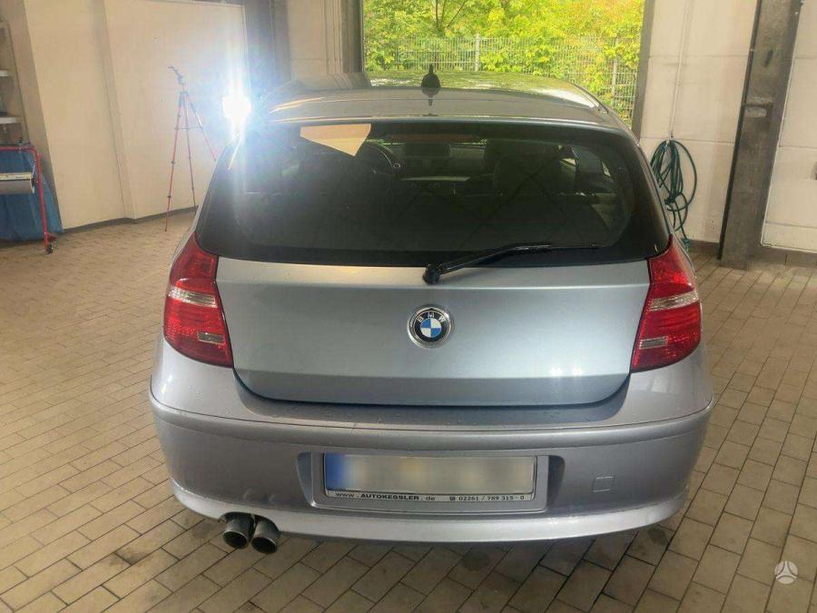 Синий БМВ 130 2010 в Вильнюс, объемом двигателя 3.00 л и пробегом 268 тыс. км за 5650 €, фото 5 на AUTOMOTO.COM.LV