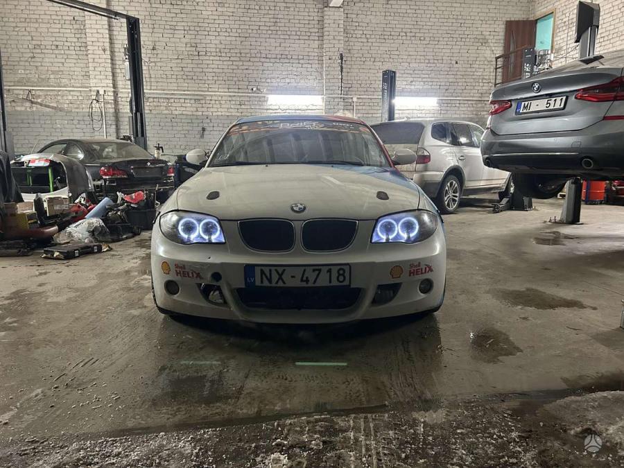 Balts BMW 130 2009 Daugavpils, ar dzinēja tilpumu 3.00 L un nobraukumu 200 tūkst. km par 7500 €, foto 4 vietnē AUTOMOTO.COM.LV