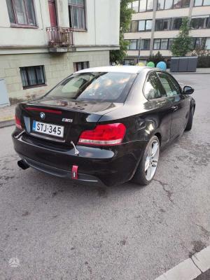 Black BMW 135 2012 in Kaunas, with an engine capacity of 2.98 L and mileage of 121 thousand km for 11500 €, photo 3 on AUTOMOTO.COM.LV