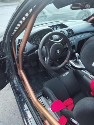 Black BMW 135 2012 in Kaunas, with an engine capacity of 2.98 L and mileage of 121 thousand km for 11500 €, photo 6 on AUTOMOTO.COM.LV
