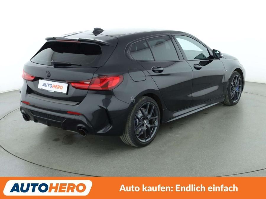 Melns BMW 135 2021 Kauņa, ar dzinēja tilpumu 2.00 L un nobraukumu 49 tūkst. km par 32679 €, foto 6 vietnē AUTOMOTO.COM.LV