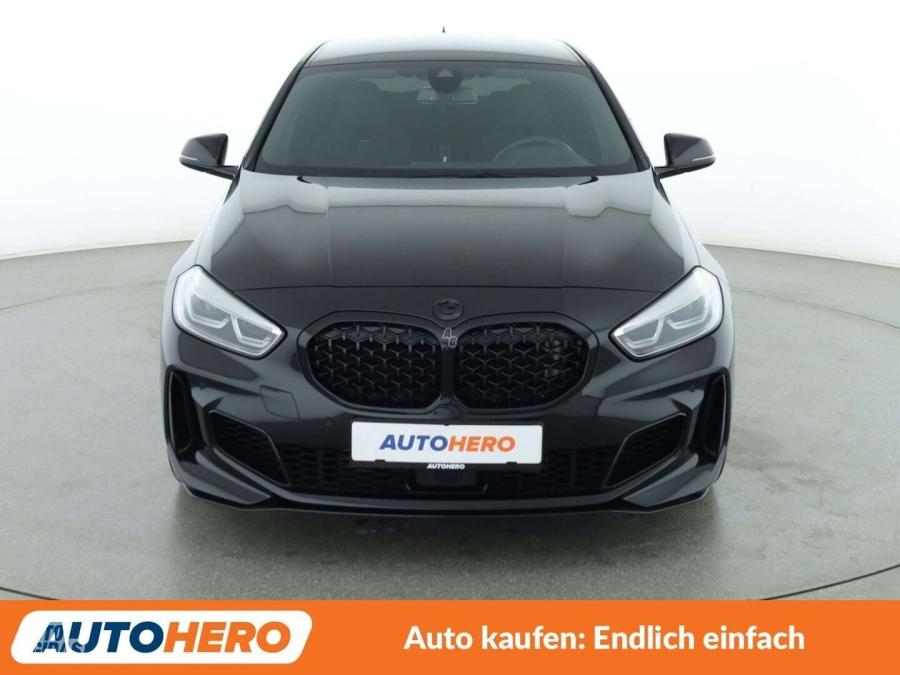 Melns BMW 135 2021 Kauņa, ar dzinēja tilpumu 2.00 L un nobraukumu 49 tūkst. km par 32679 €, foto 9 vietnē AUTOMOTO.COM.LV