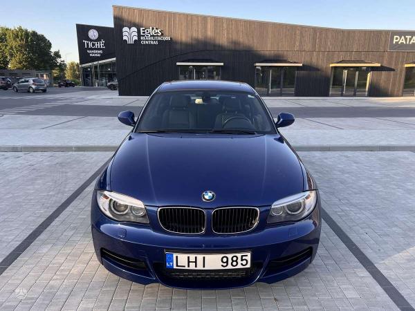 Blue BMW 135 2012 in Siauliai, with an engine capacity of 2.98 L and mileage of 133 thousand km for 13500 €, photo 4 on AUTOMOTO.COM.LV