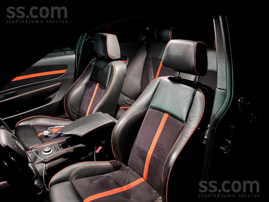Grey BMW 135 2008 in Riga, with an engine capacity of 3.00 L and mileage of 190 thousand km for 25990 €, photo 8 on AUTOMOTO.COM.LV