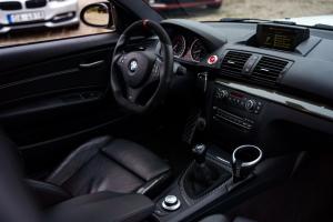 White BMW 135 2008 in Riga, with an engine capacity of 3.00 L and mileage of 104 thousand km for 18500 €, photo 13 on AUTOMOTO.COM.LV