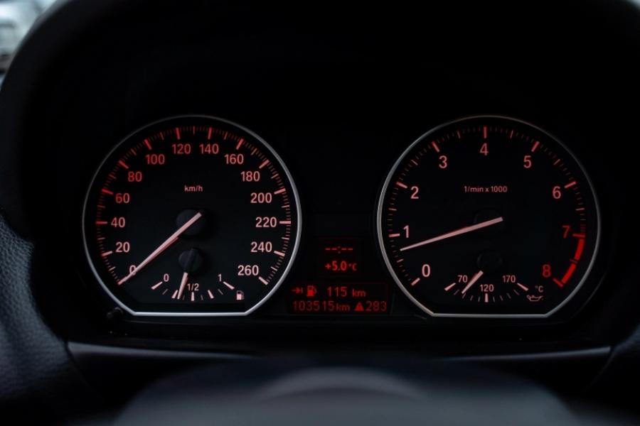 White BMW 135 2008 in Riga, with an engine capacity of 3.00 L and mileage of 104 thousand km for 18500 €, photo 19 on AUTOMOTO.COM.LV