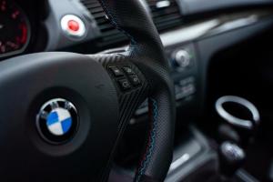 White BMW 135 2008 in Riga, with an engine capacity of 3.00 L and mileage of 104 thousand km for 18500 €, photo 22 on AUTOMOTO.COM.LV