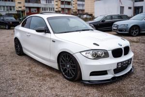 White BMW 135 2008 in Riga, with an engine capacity of 3.00 L and mileage of 104 thousand km for 18500 €, photo 30 on AUTOMOTO.COM.LV