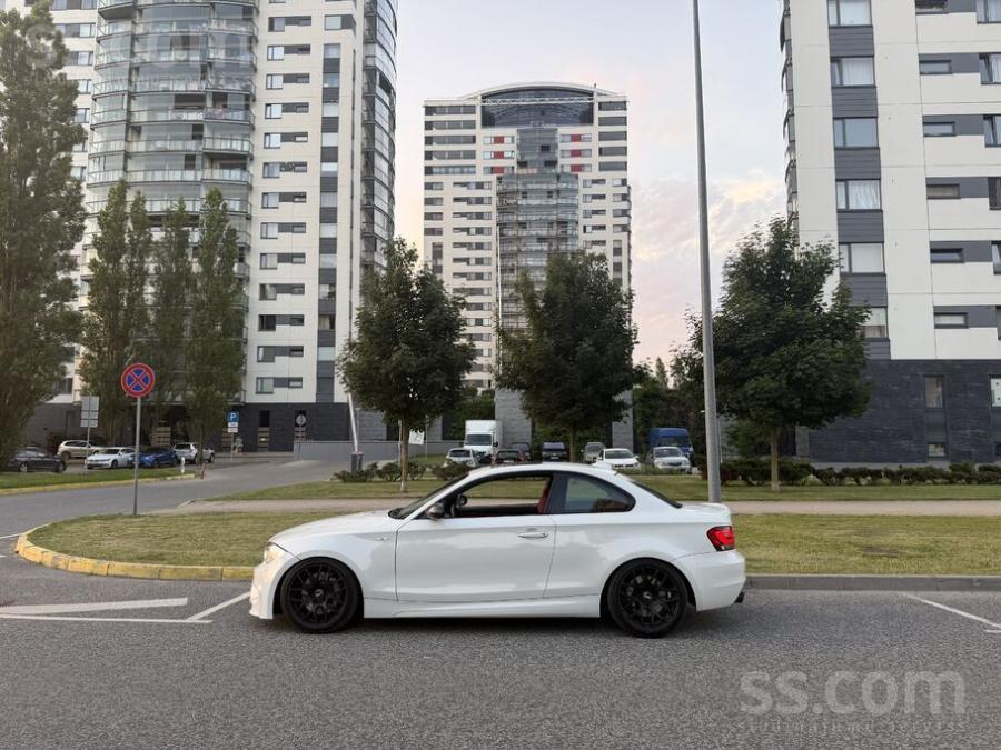 Balts BMW 135 2009 Rīga, ar dzinēja tilpumu 3.00 L un nobraukumu 222 tūkst. km par 15000 €, foto 6 vietnē AUTOMOTO.COM.LV
