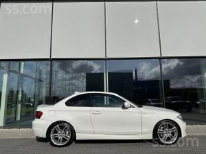 White BMW 135 2011 in Riga, with an engine capacity of 3.00 L and mileage of 179 thousand km for 13999 €, photo 8 on AUTOMOTO.COM.LV