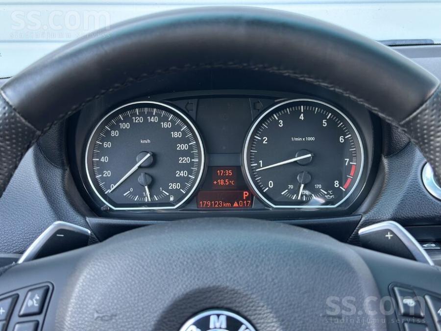 Balts BMW 135 2011 Rīga, ar dzinēja tilpumu 3.00 L un nobraukumu 179 tūkst. km par 15999 €, foto 16 vietnē AUTOMOTO.COM.LV