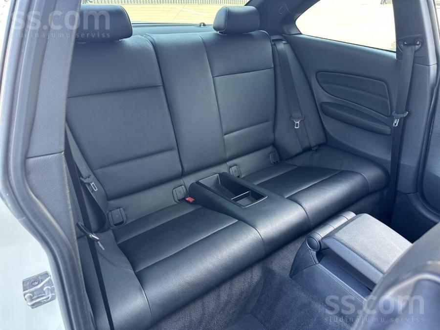 Balts BMW 135 2011 Rīga, ar dzinēja tilpumu 3.00 L un nobraukumu 179 tūkst. km par 15999 €, foto 19 vietnē AUTOMOTO.COM.LV