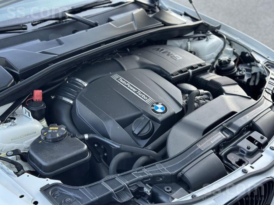 Balts BMW 135 2011 Rīga, ar dzinēja tilpumu 3.00 L un nobraukumu 179 tūkst. km par 15999 €, foto 21 vietnē AUTOMOTO.COM.LV