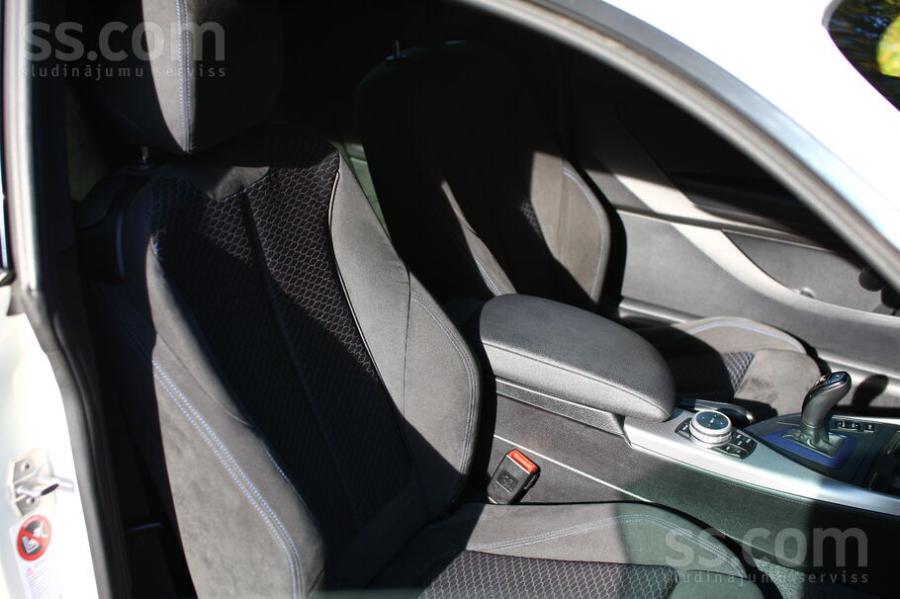 White BMW 135 2013 in Riga, with an engine capacity of 3.00 L and mileage of 189 thousand km for 21990 €, photo 10 on AUTOMOTO.COM.LV