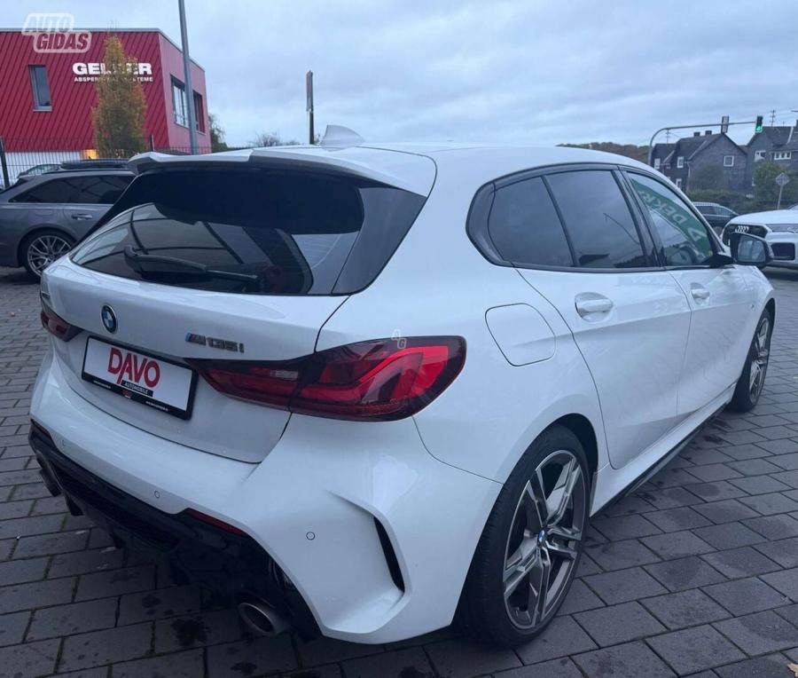 Balts BMW 135 2022 Kauņa, ar dzinēja tilpumu 2.00 L un nobraukumu 43 tūkst. km par 32588 €, foto 6 vietnē AUTOMOTO.COM.LV