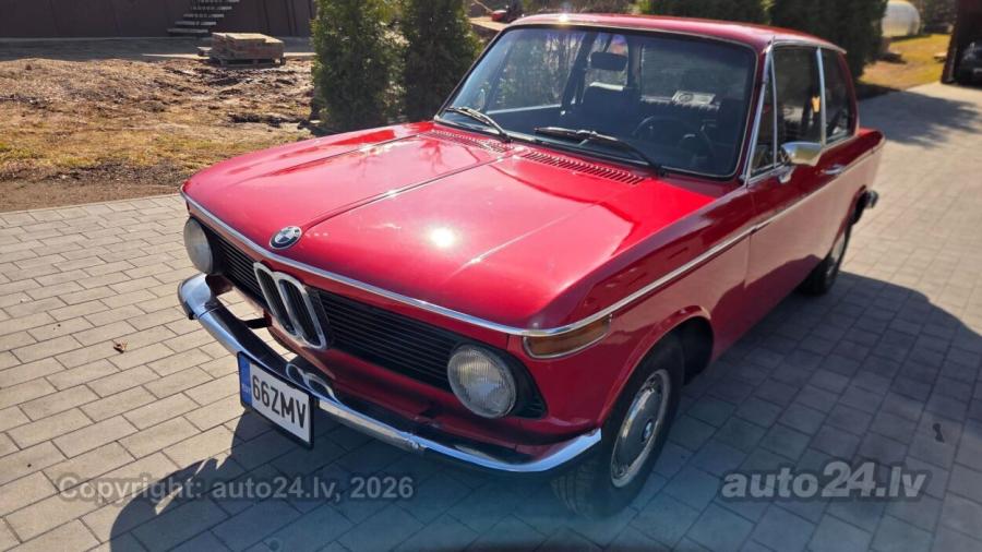 Red BMW 1602 1974 in Voru, with an engine capacity of 1.60 L and mileage of 0 thousand km for 8900 €, photo 1 on AUTOMOTO.COM.LV