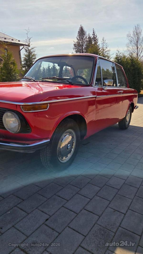Red BMW 1602 1974 in Voru, with an engine capacity of 1.60 L and mileage of 0 thousand km for 8900 €, photo 8 on AUTOMOTO.COM.LV