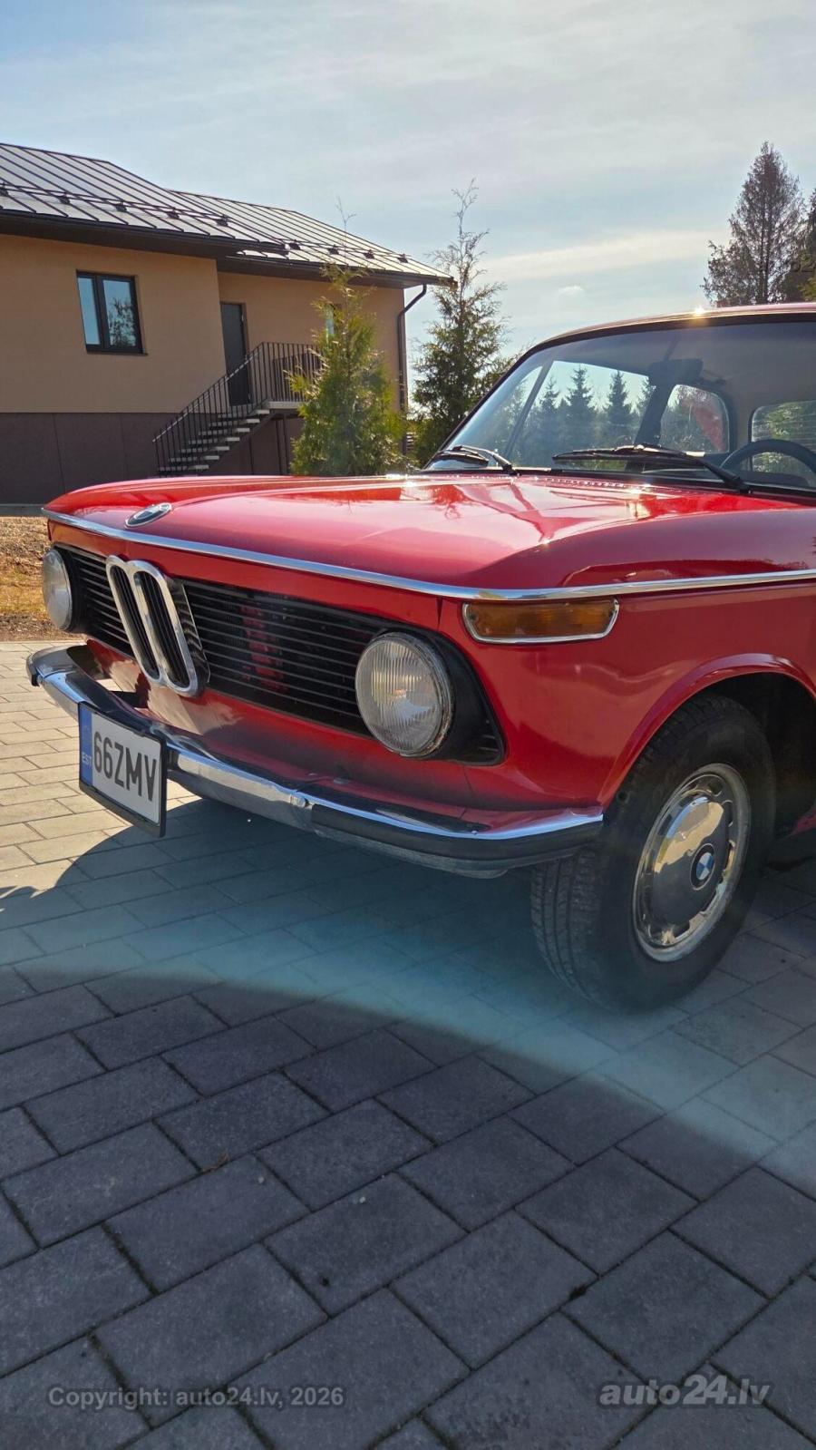 Red BMW 1602 1974 in Voru, with an engine capacity of 1.60 L and mileage of 0 thousand km for 8900 €, photo 7 on AUTOMOTO.COM.LV