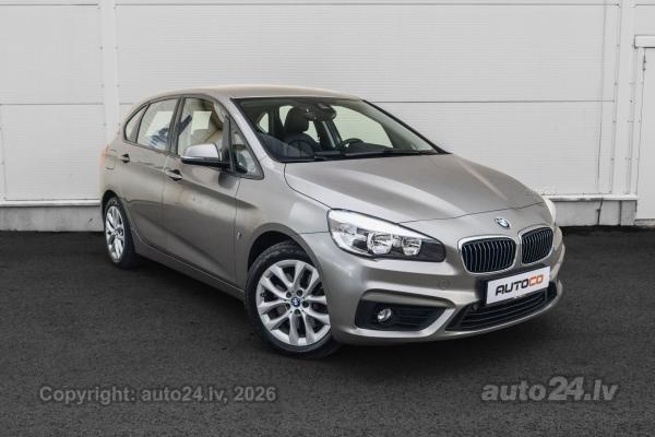 Beige BMW 2 Series 2016 in Tallinn, with an engine capacity of 1.50 L and mileage of 132 thousand km for 10999 €, photo 4 on AUTOMOTO.COM.LV